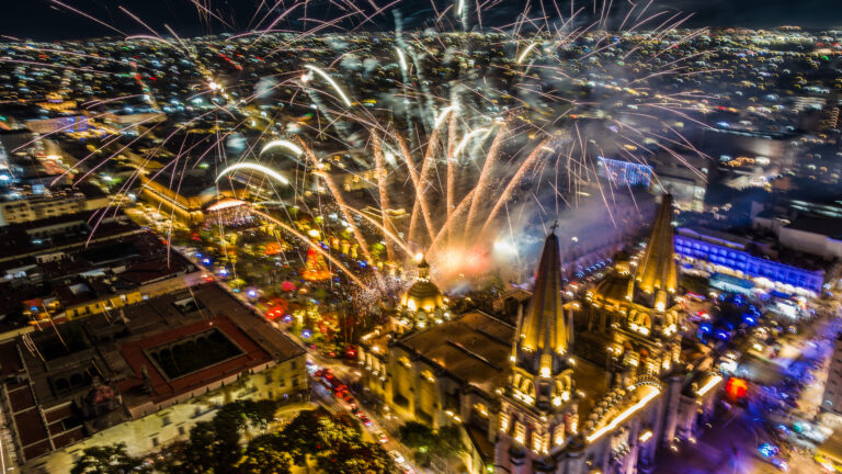 Hispanic Holidays in 2025: Must-Know for Successful Marketing - 11-11 Media